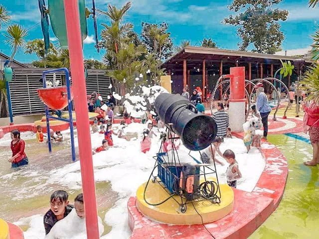 Pesona Keindahan Destinasi Wisata Favorit Dira Park - TOPWISATA