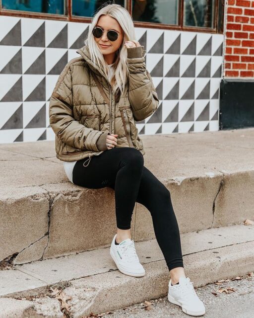 Tetap Sopan Dengan Gunakan Ootd Pakai Legging - TOPWISATA